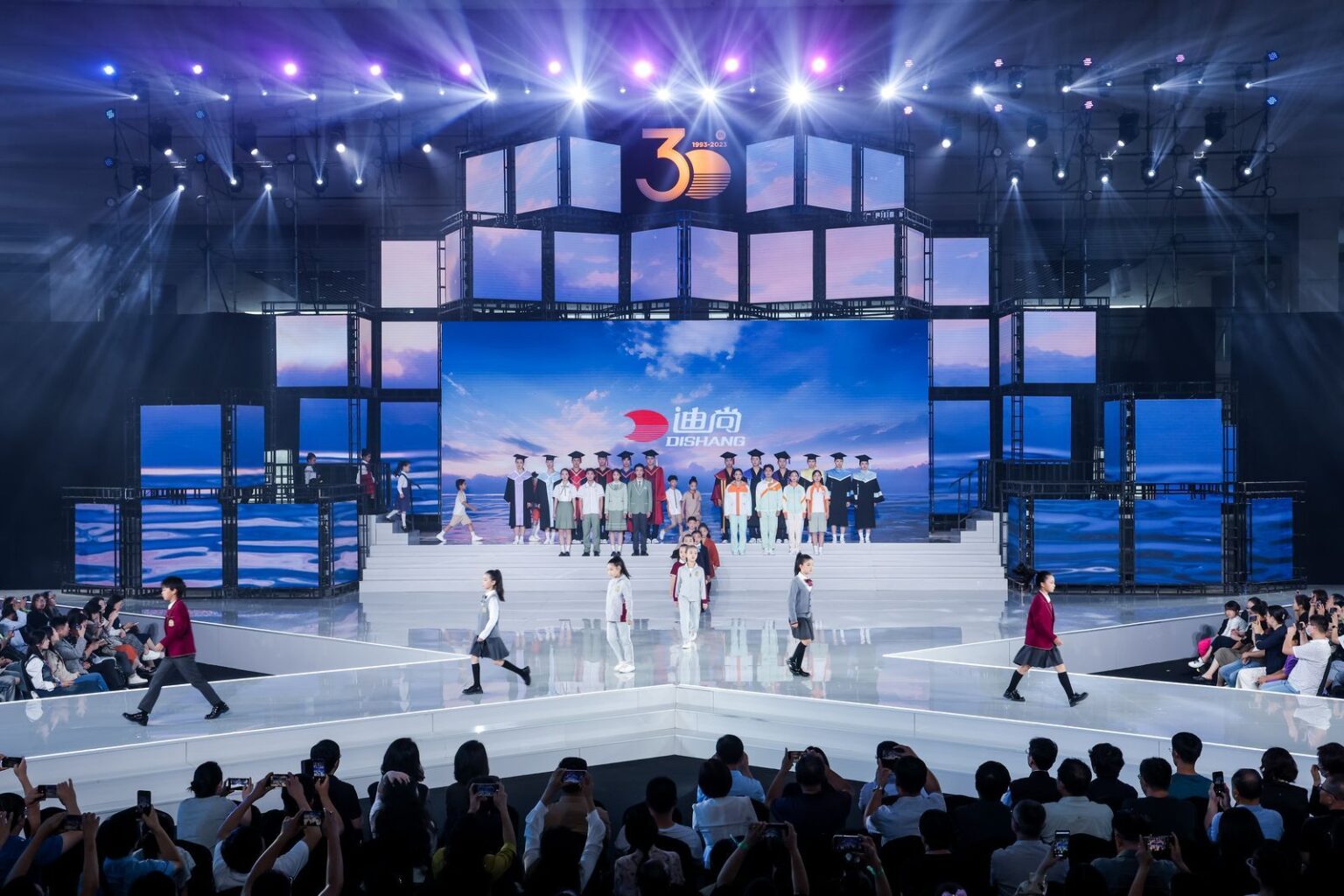 30th Anniversary catwalk show - Dishang